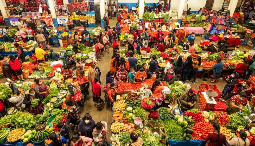 The Ultimate Chichicastenango Market Guide - The Bamboo Traveler