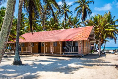 How to Visit the San Blas Islands (Even on a Budget) - The Bamboo Traveler